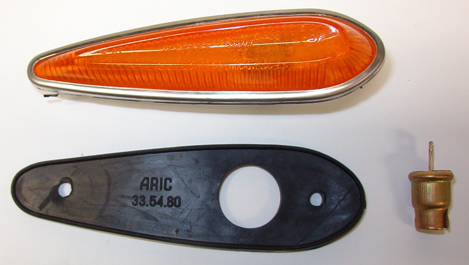 IT286 - LAMP ASSEMBLY-SIDE MARKER-AMBER-FRONT-ITALIA-APOLLO